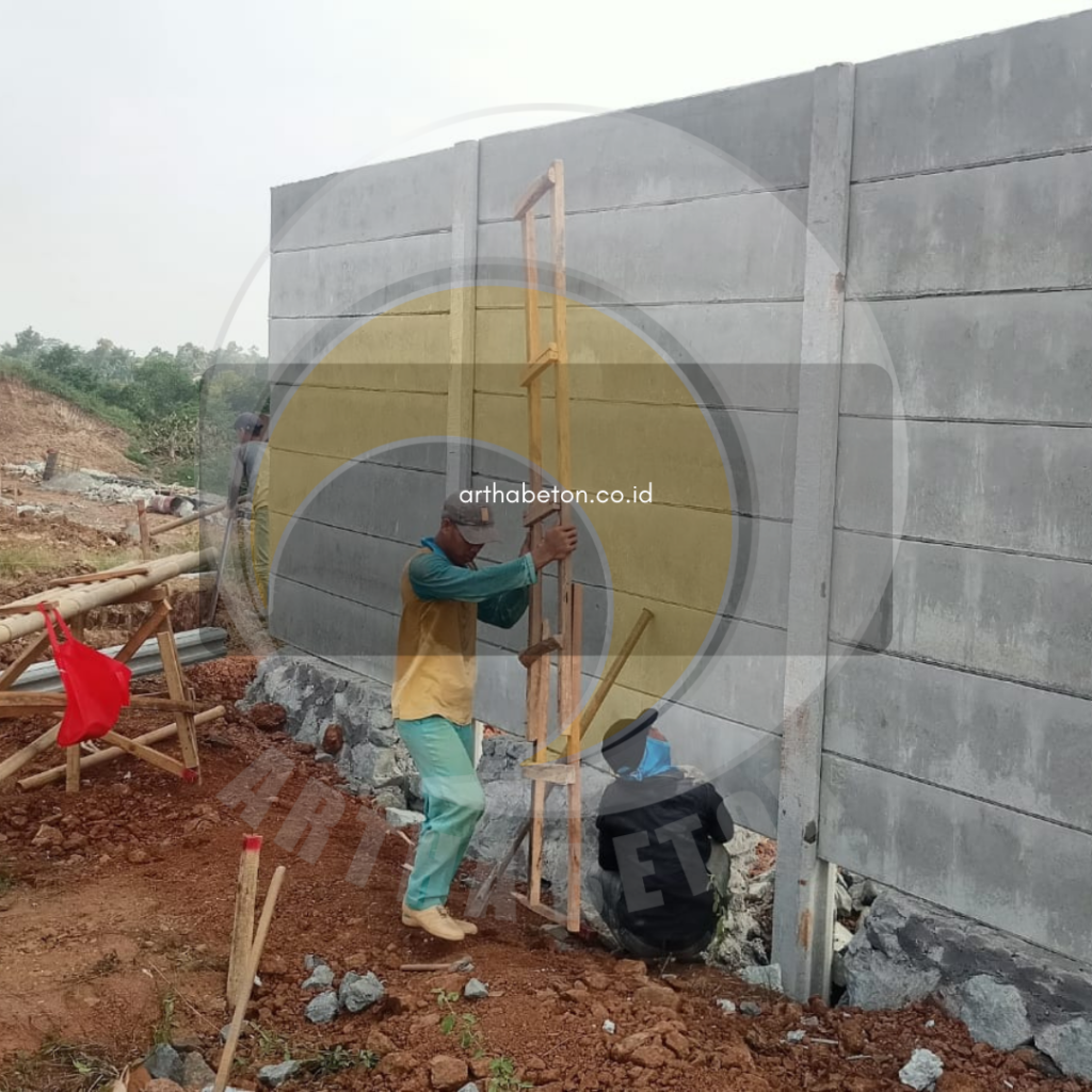 Harga Borongan Pasang Pagar Panel Beton Precast Jasa Per M1